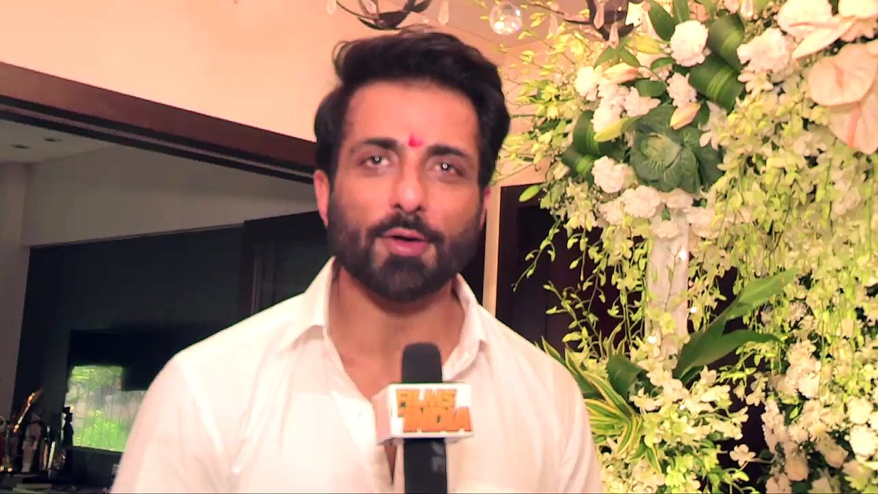 Rakhi Sawant has raped Anup Jalota verbaly | Bigboss 12 | Bollywood ...