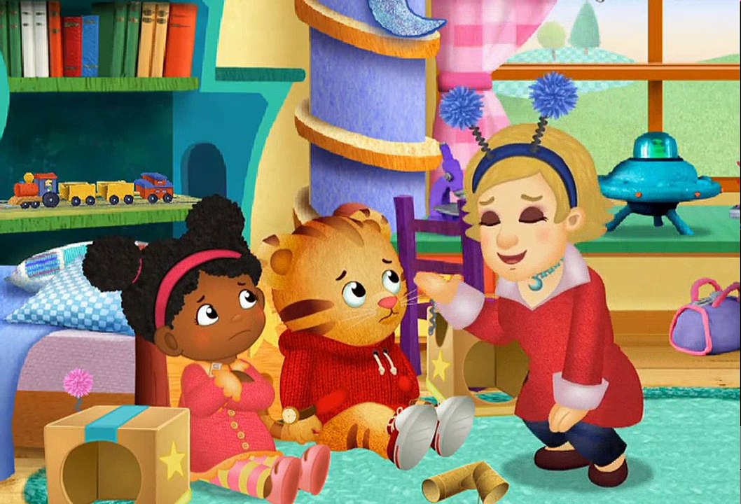 Daniel Tiger 1-06 Daniel And Miss Elaina Play Rocketship - Daniel Plays ...