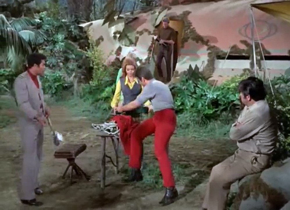 Land of the Giants S02 - Ep02 Six Hours to Live - Part 01 HD Watch ...