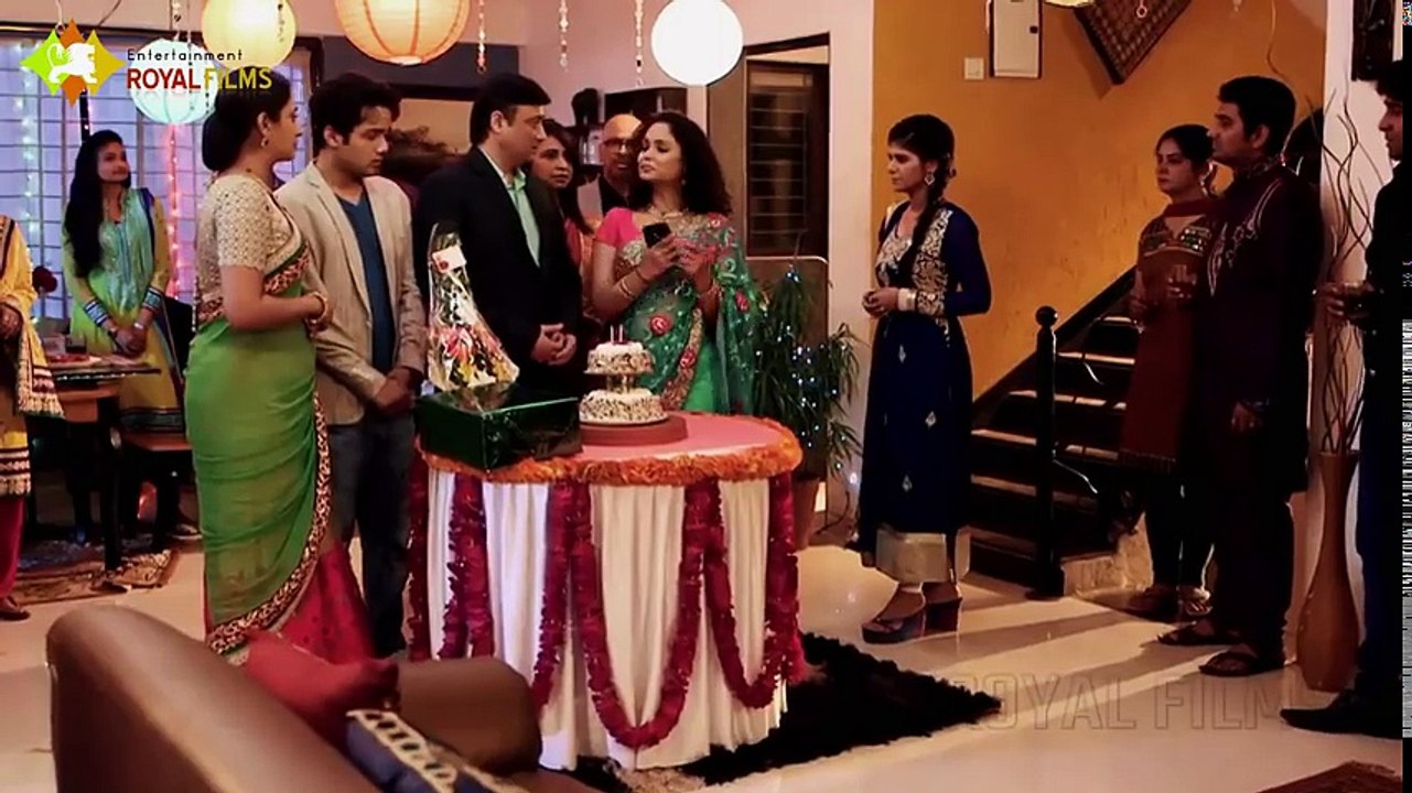 Kamwali Bai Se Pyar Part 4 - In Love With Maid - Makan Malik Kamwali ...