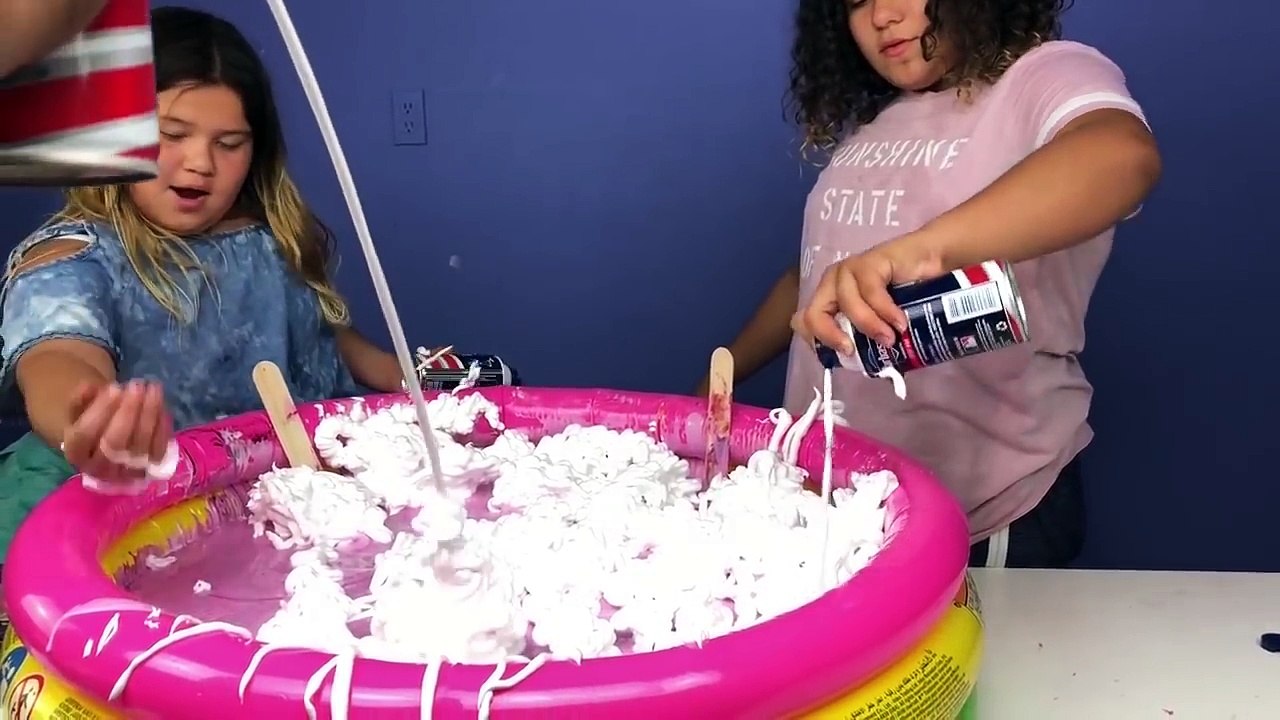 Super Fluffy Pool Full Of DIY Slime - Video Dailymotion
