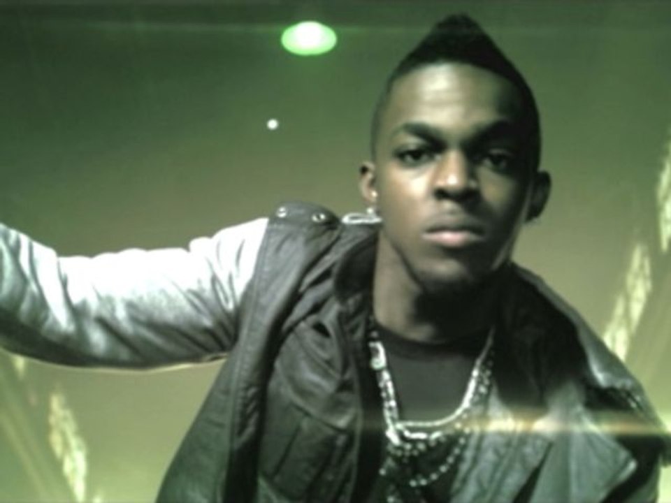 Roscoe Dash - All The Way Turnt Up - video Dailymotion