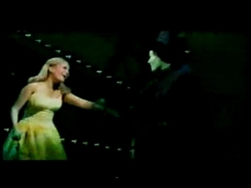 One Short Day - Idina Menzel & Kristin Chenoweth - video Dailymotion