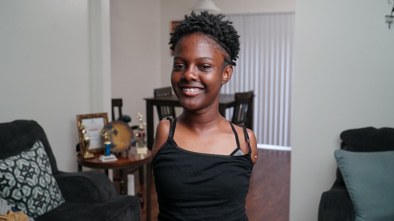 The Amazing Armless Army Cadet | BORN DIFFERENT - video Dailymotion