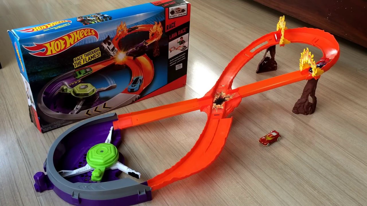 HOT WHEELS Lava Race track - Unboxing and Review - with Slow Motion ...