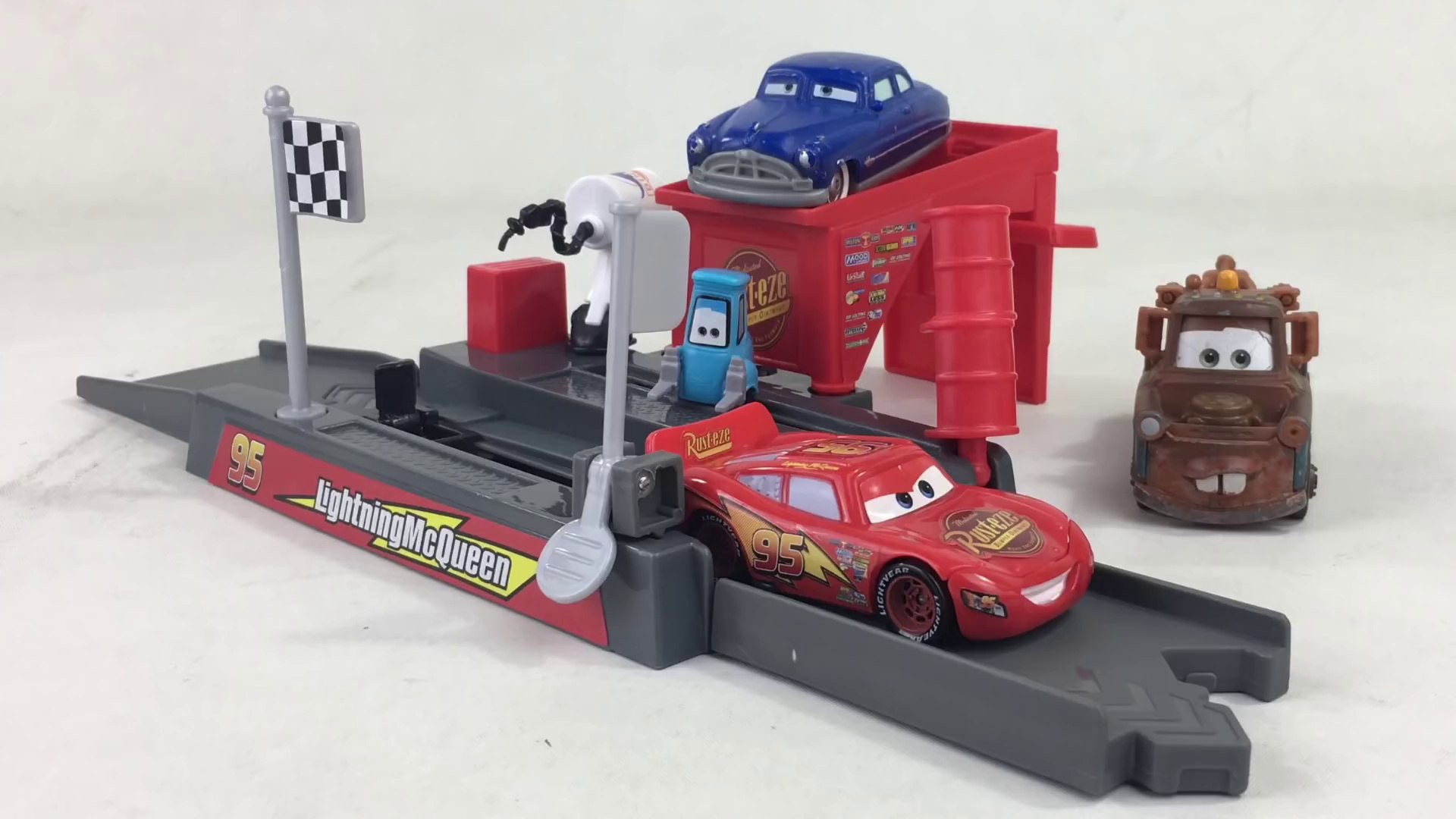 Cars Pit Stop Disney Cars Toys 2 Pit Stop Launchers Lightning McQueen