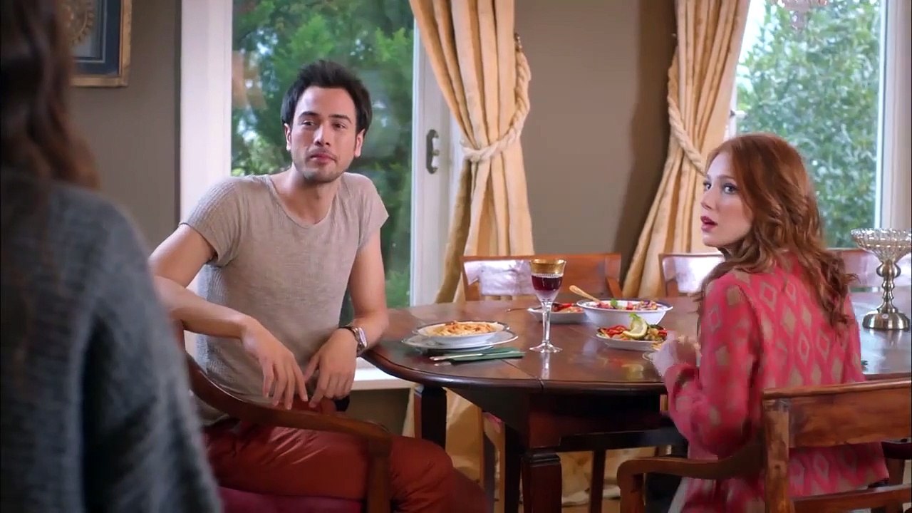 Eda, Ceylan'dan af diliyor - Bir Aşk Hikayesi 2. Bölüm - Dailymotion Video