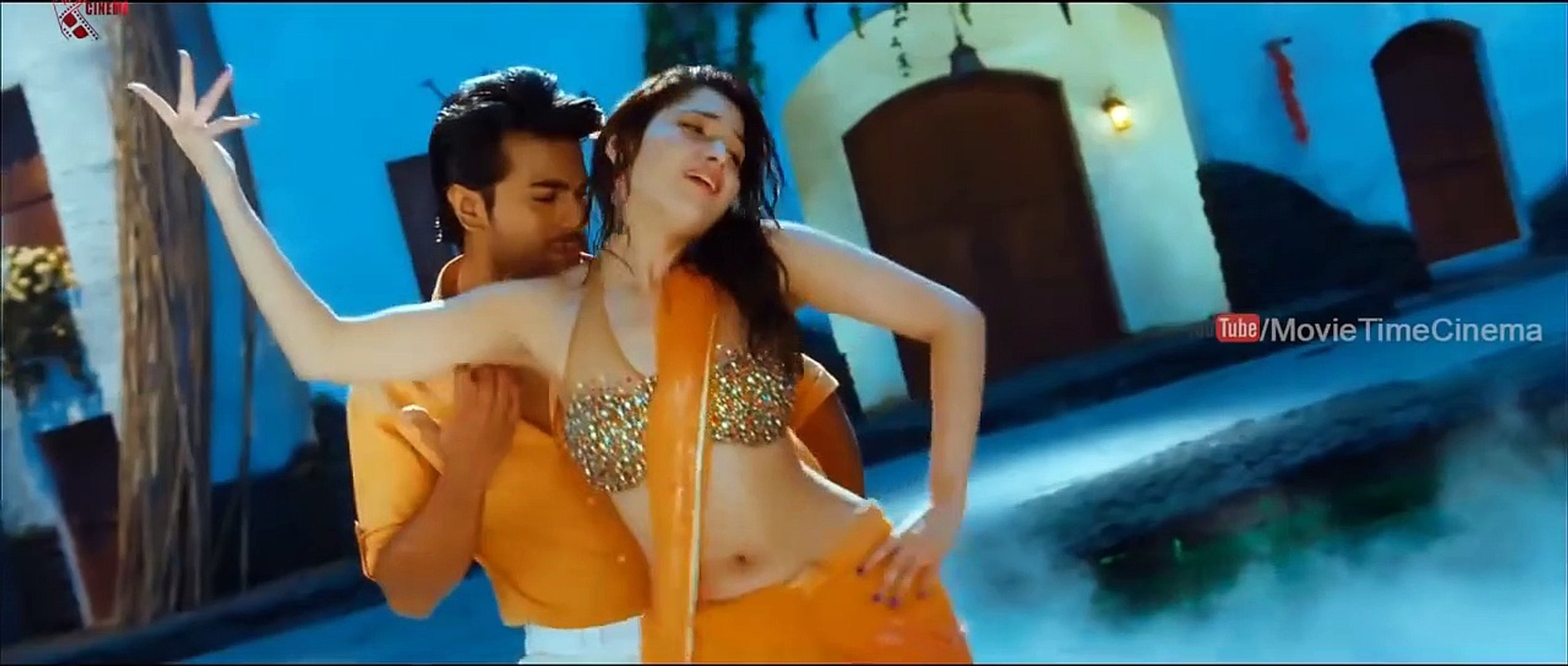 Tamanna Hot Back In Vana Vana Song