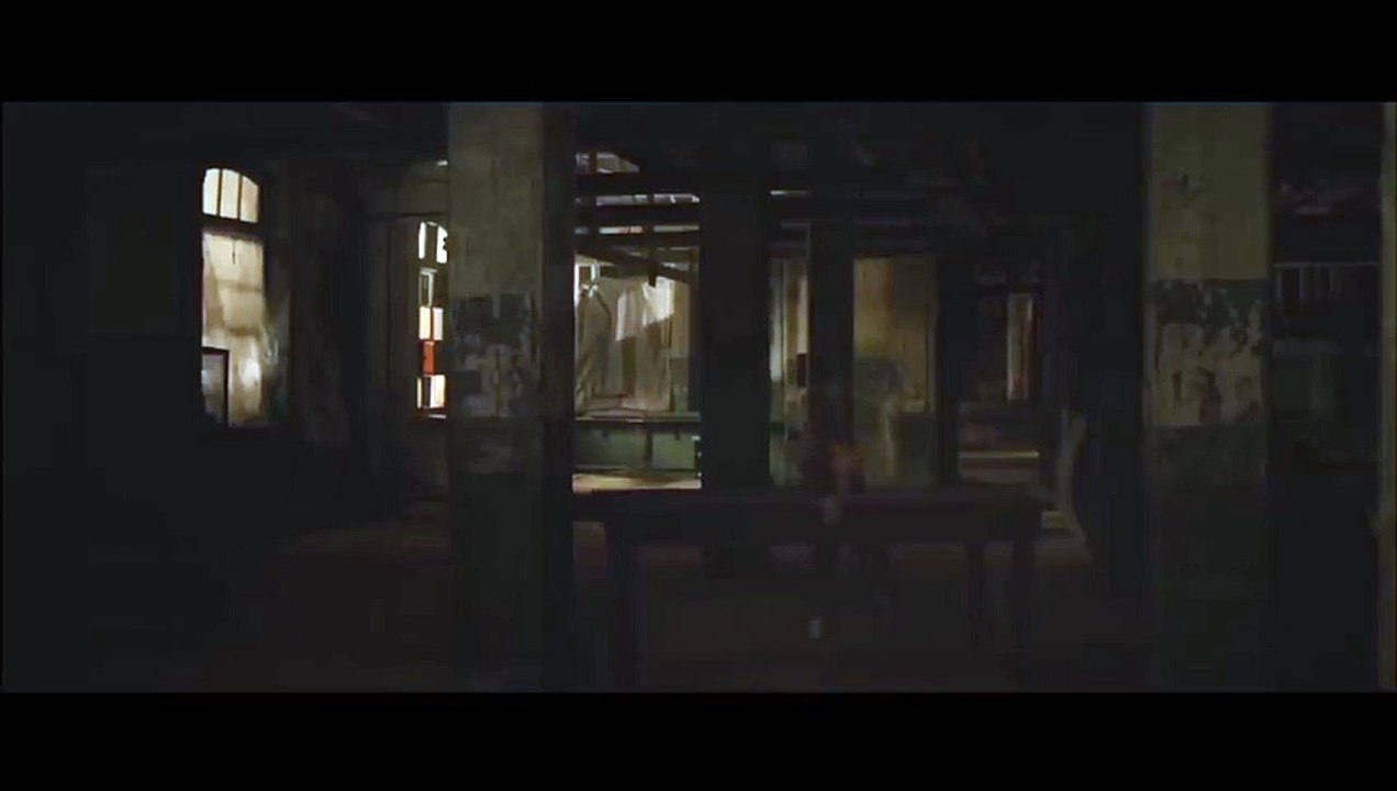 GLASS David Dunn Vs The Beast Fight Scene(2019) Bruce Willis, James ...