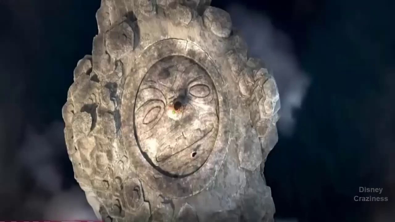 Disney Craziness Compilation #01 Moana Craziness Try not to Laugh ...