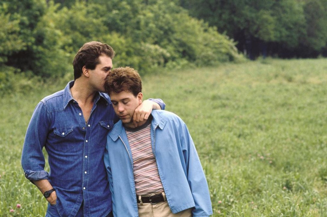 Dominick and Eugene Movie (1988) Ray Liotta, Tom Hulce, Jamie Lee ...