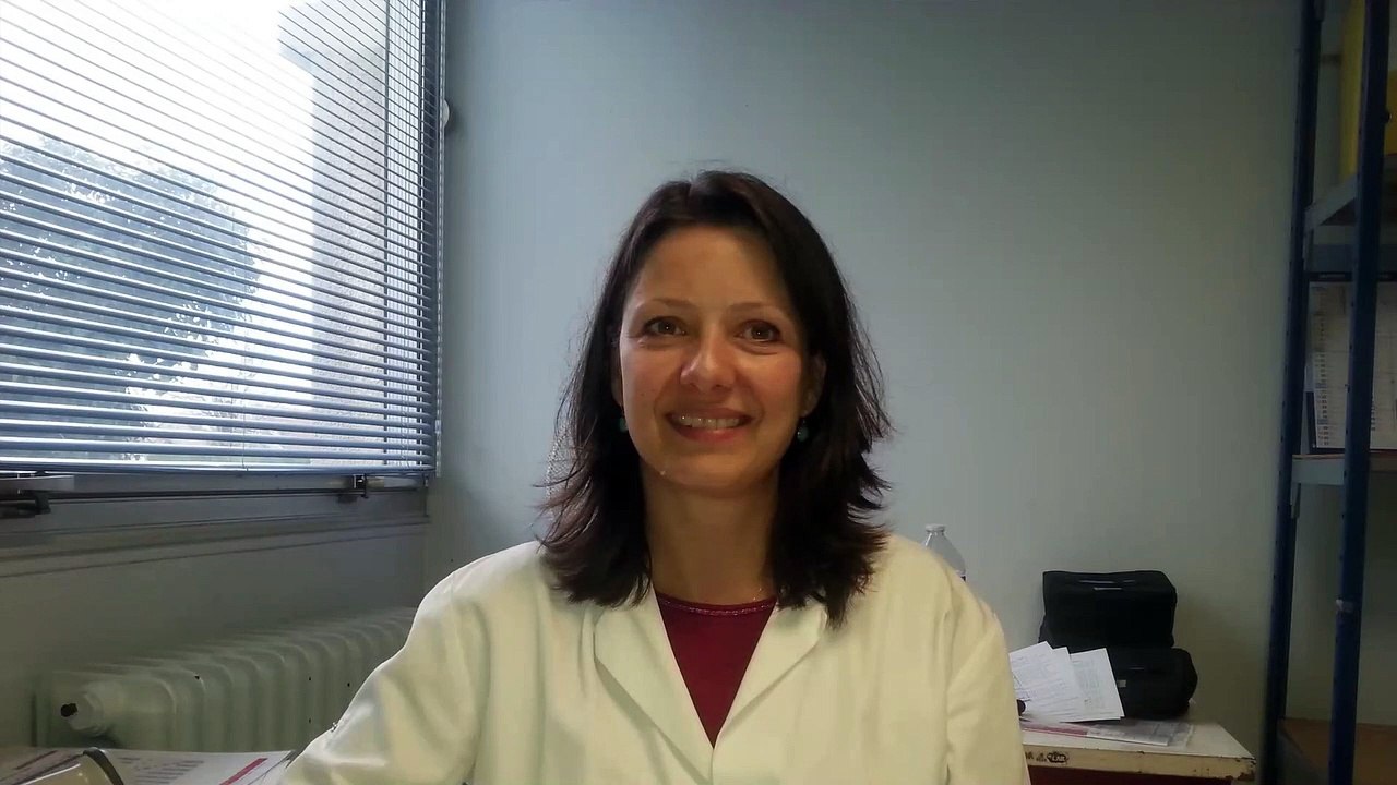 Le docteur Mélanie Bacanu explique pourquoi un donneur malade ne peut ...