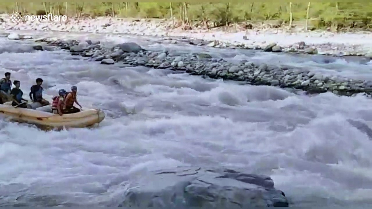 Disastrous white-water rafting accident flings passengers into raging ...