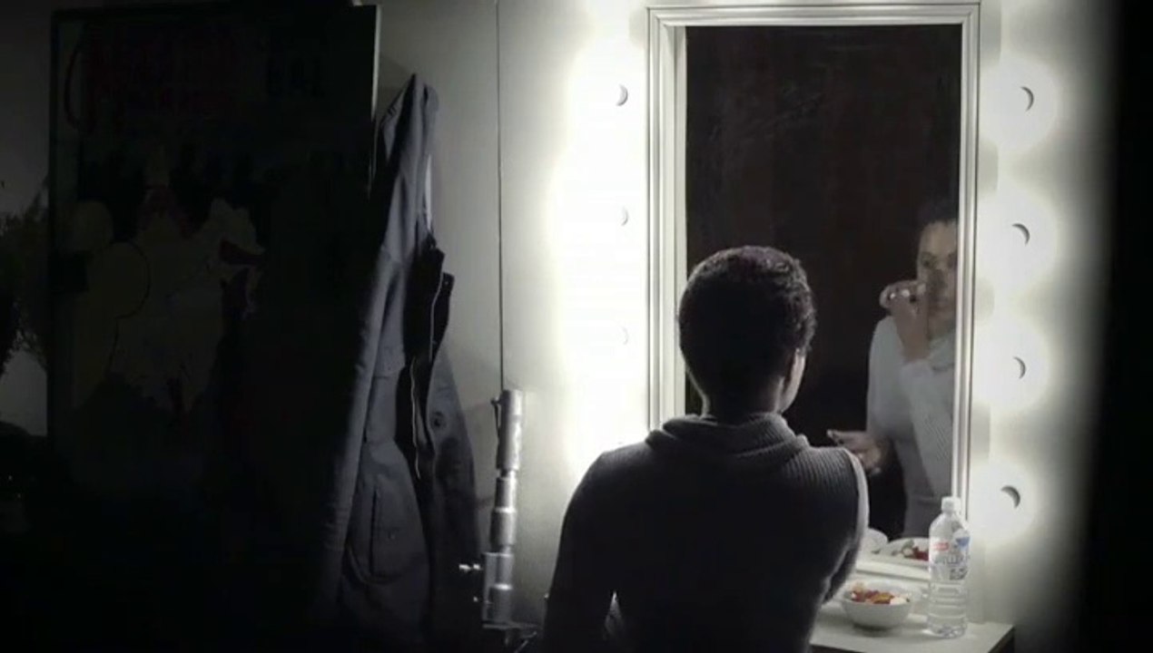 Un miroir "hanté" terrifiant! Caméra cachée - Vidéo Dailymotion