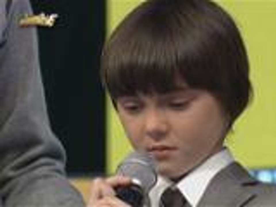 Mini Me Contestant cries on It's Showtime Stage - video Dailymotion