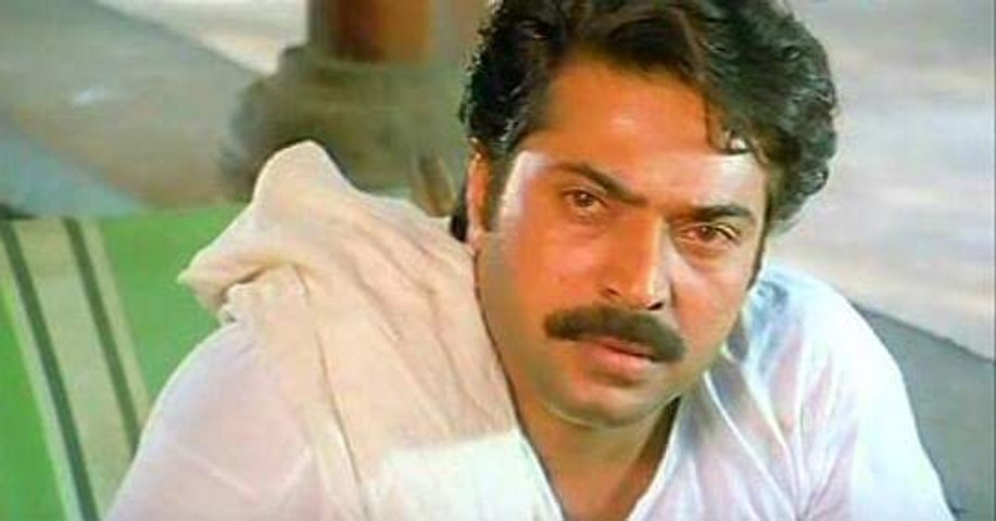 Mohanlal Movie Devasuram and Mammootty's Vatsalyam were simultaneously ...