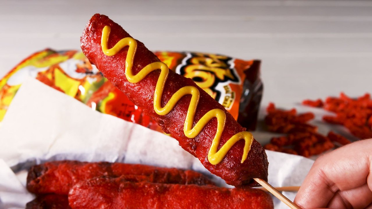 Use Flamin' Hot Cheetos For The Best Corn Dogs - video Dailymotion