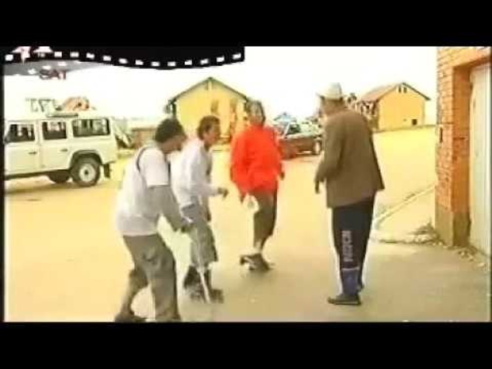 Stupcat - Sahit plisi ne shehër (humor i vjetër) - video Dailymotion