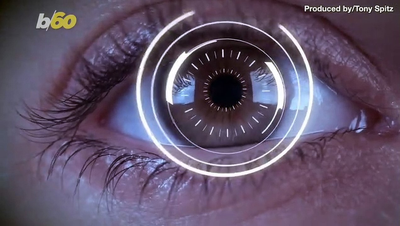 High-Tech Contact Lenses Can Zoom In and Out With Two Blinks of an Eye ...