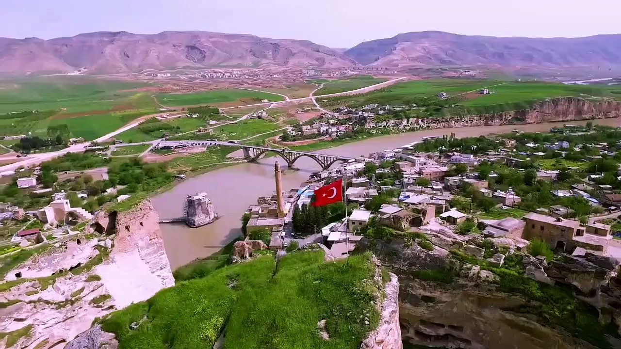 Hasankeyf Koordinasyonu: Uydu fotoğralarına göre baraj kapakları kalıcı ...