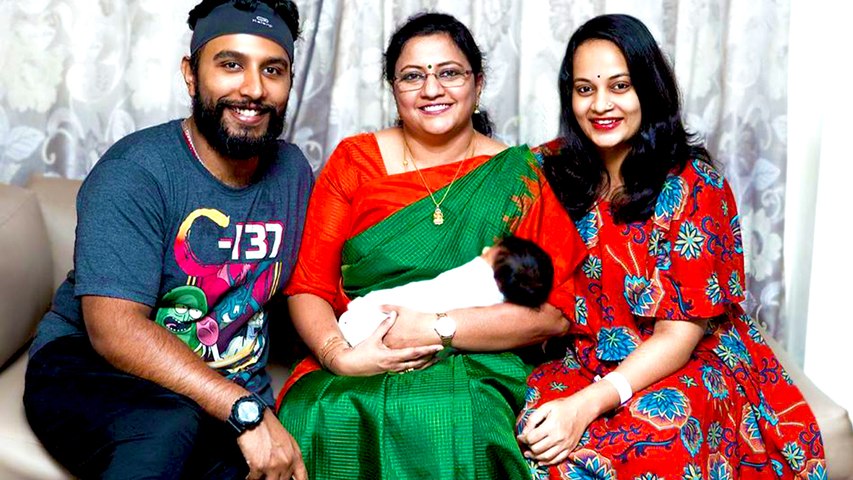 சுஜா வருணி அம்மா ஆயிட்டாங்க.. ஆண் குழந்தை பிறந்திருக்கு! போட்டோ ...