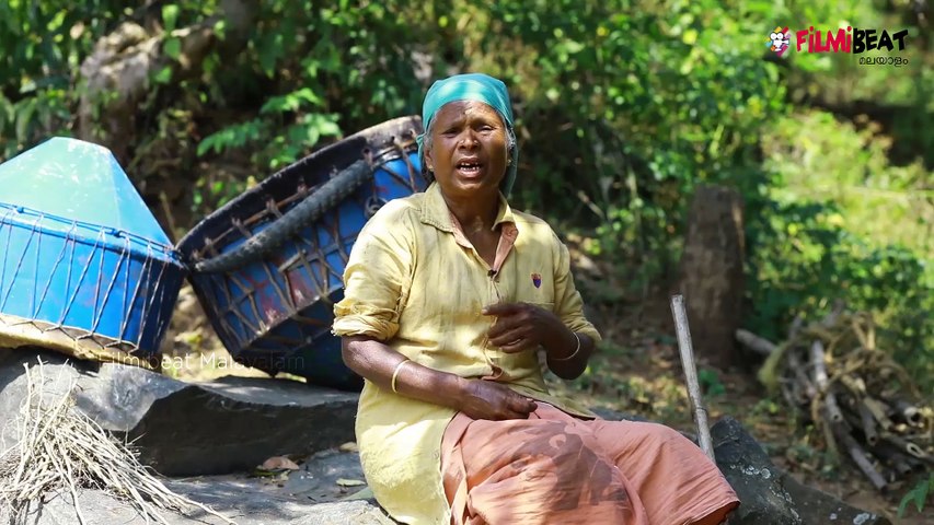 Samyuktha Varma Shares A Photo With Biju Menon And Son | ഭര്‍ത്താവും ...