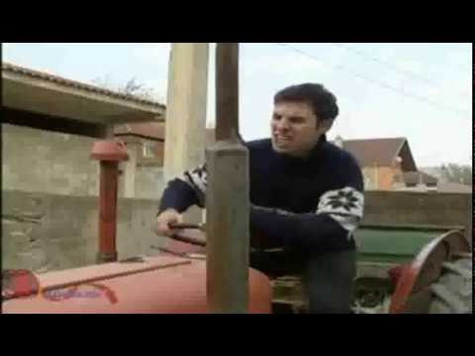 Stupcat - Traktorri ndima (humor i vjetër) - video Dailymotion
