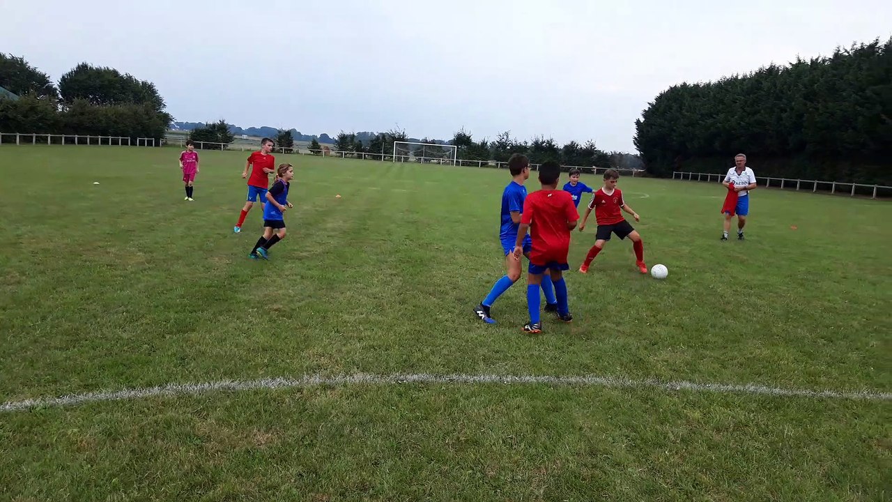 Entrainement U12-U13 - Vidéo Dailymotion