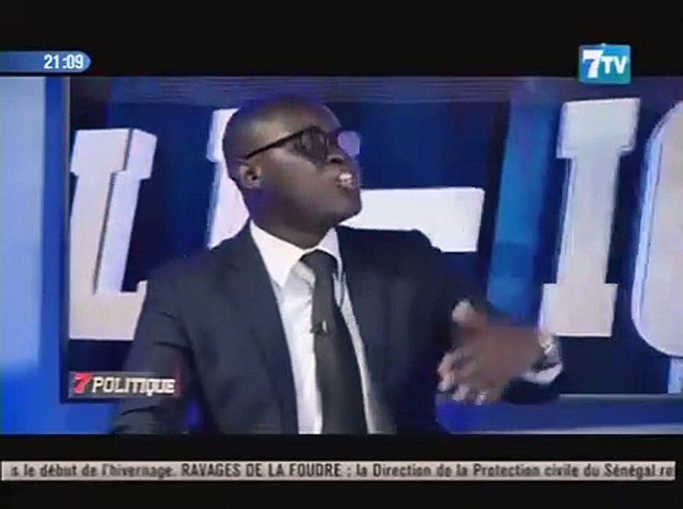 "Iba Der Thiam raconte des histoires à la place de l'histoire", Ahmeth ...