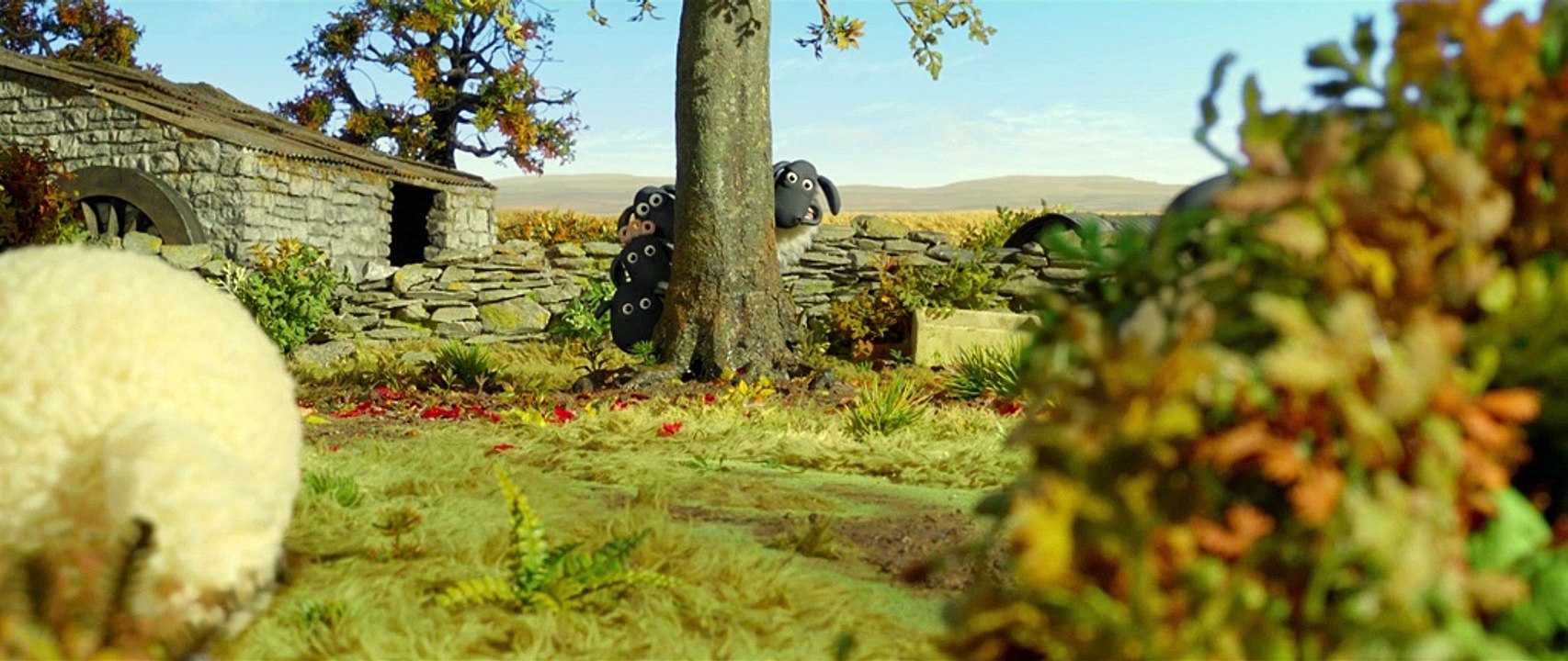 Shaun The Sheep Movie: Farmageddon - Clip - First Encounter - video ...