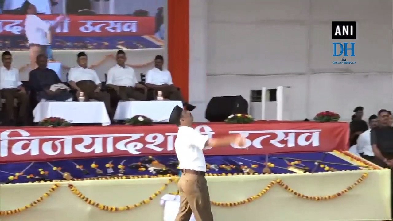 hcl-founder-shiv-nadar-attends-rss-foundation-day-event-as-chief-guest