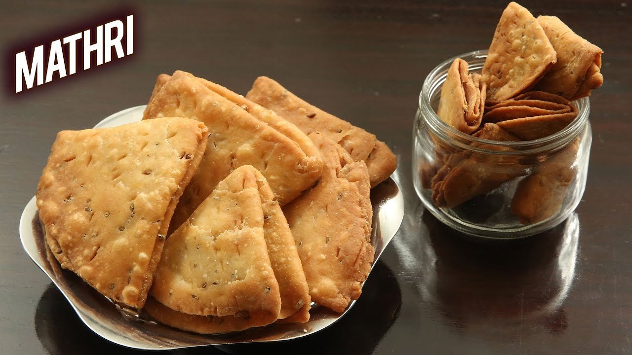How To Make Mathri | Crispy Rajasthani Mathri Recipe | Matthi Recipe ...
