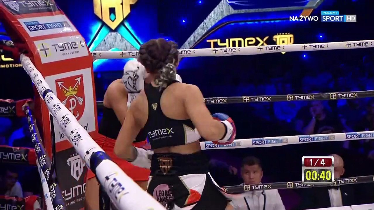 Laura Grzyb vs Valeria Aletta Kovacs (19-10-2019) Full Fight 720 x 1272 ...