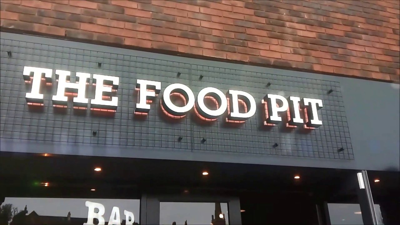 Take a look at the Food Pit at Durham Riverbank - video Dailymotion