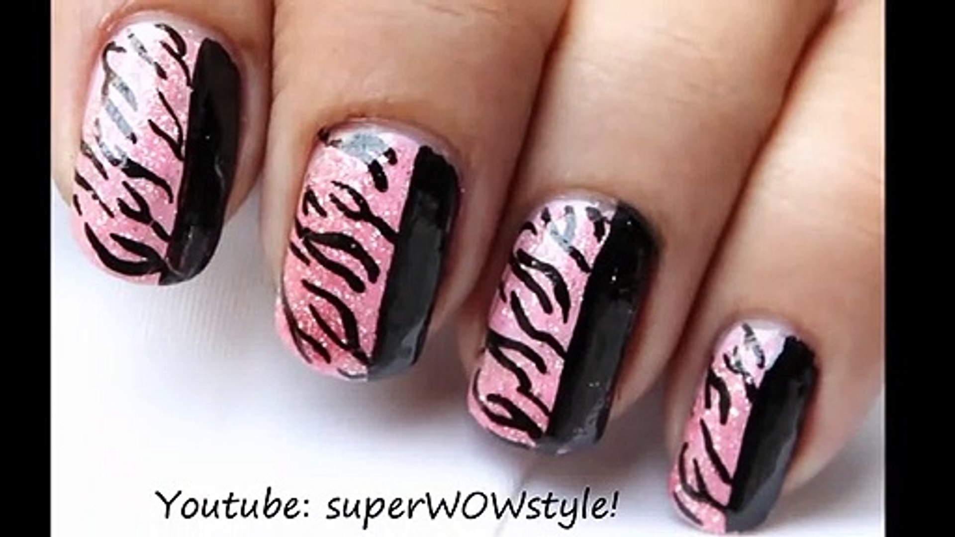 Tiger Stripe Nail Art