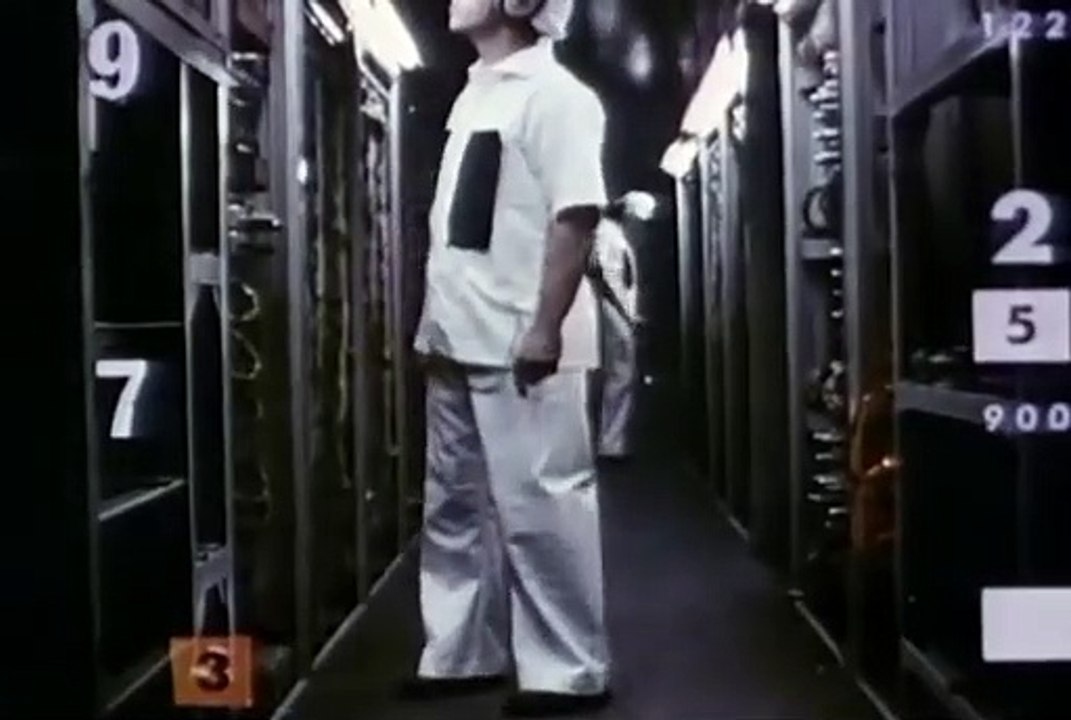 Electronic Labyrint: THX 1138 4EB_George Lucas - Vídeo Dailymotion