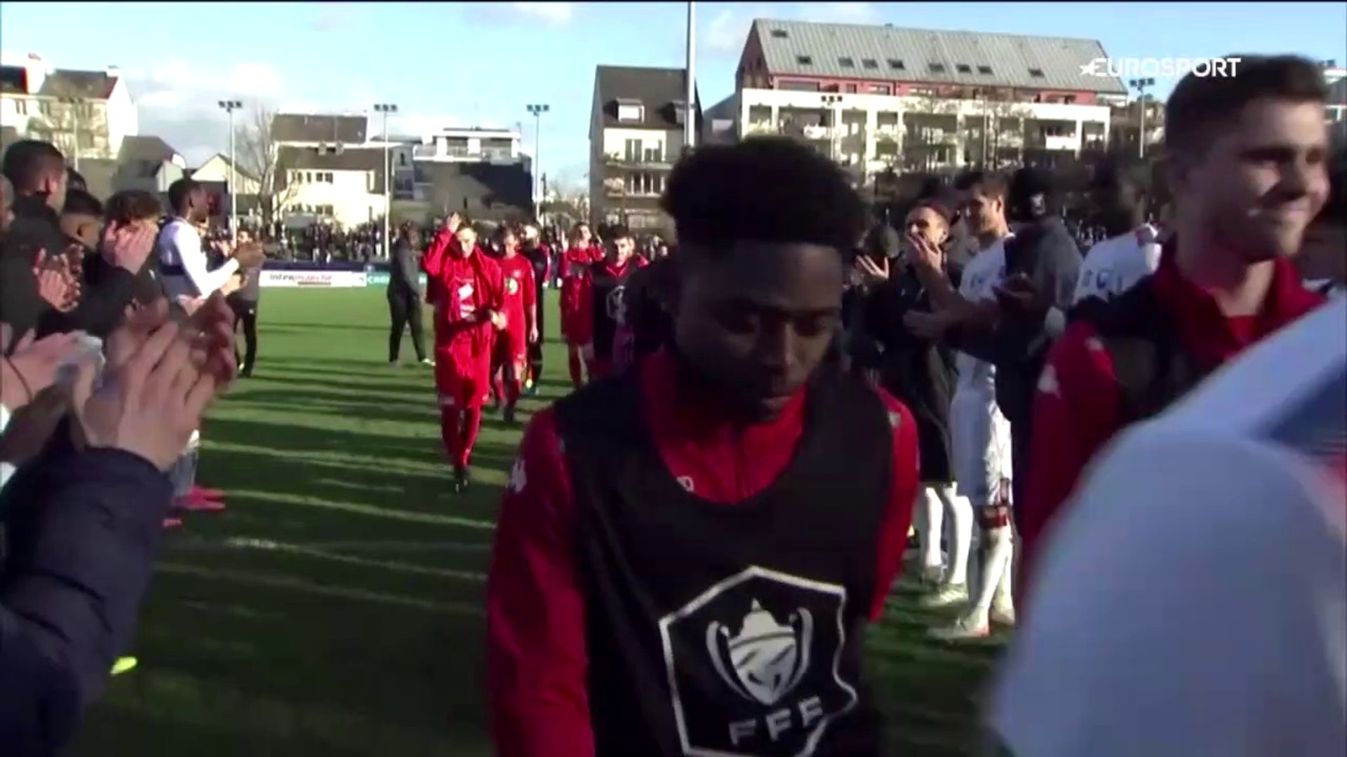 Le résumé du match FC Guichen / SMCaen (images Eurosport)