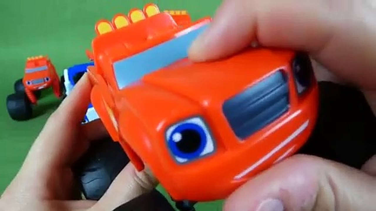 Blaze and the Monster Machines Toys Talking Transforming Blaze Jet ...