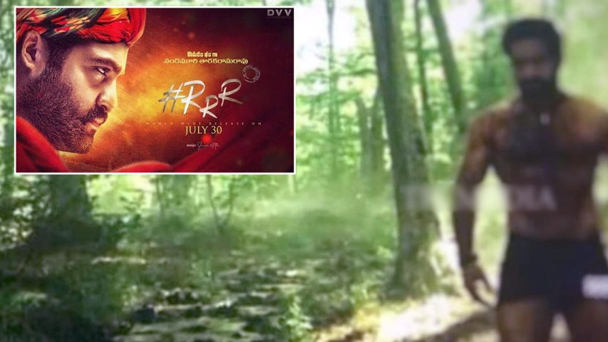 RRR నుంచి సెన్సేషనల్ అప్‌డేట్: పోలీస్‌ పాత్రలో కనిపించనున్న రామ్ చరణ్ ...