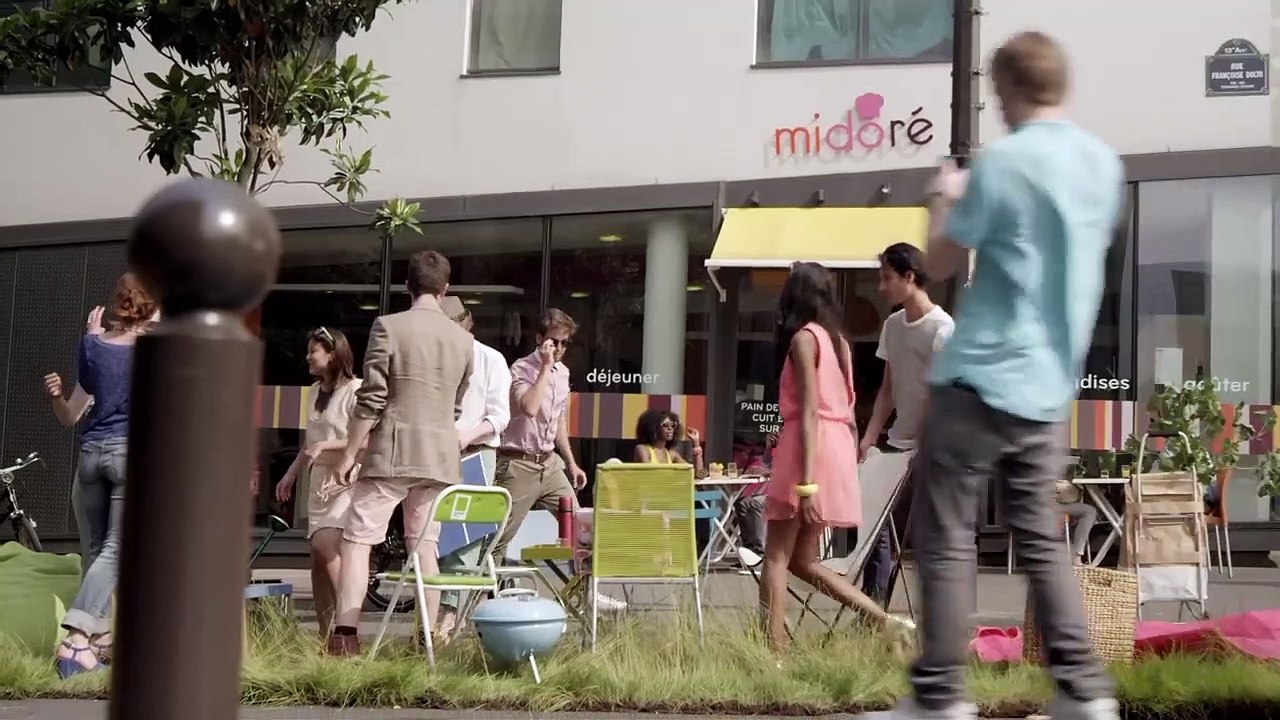 Renault ZOE, quite simply revolutionary -- Renault ZOE, simplement ...