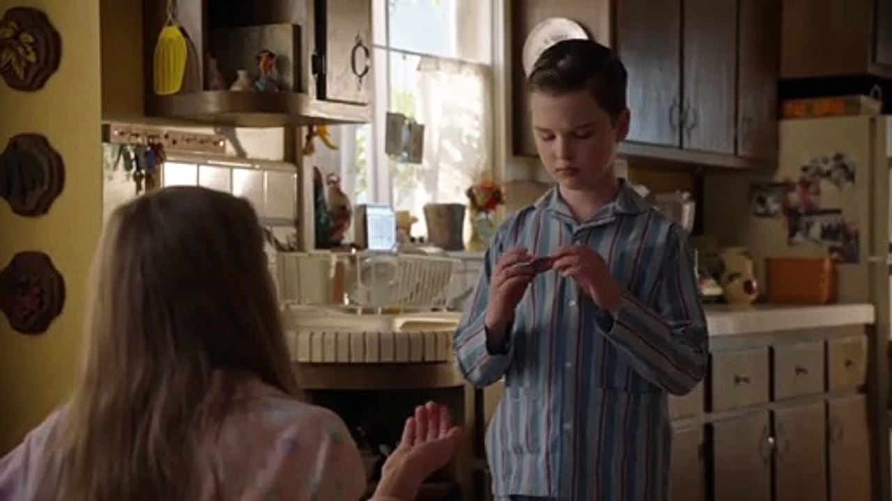 Young Sheldon 3x18 All Sneak Peeks A Couple Bruised Ribs and a Cereal ...