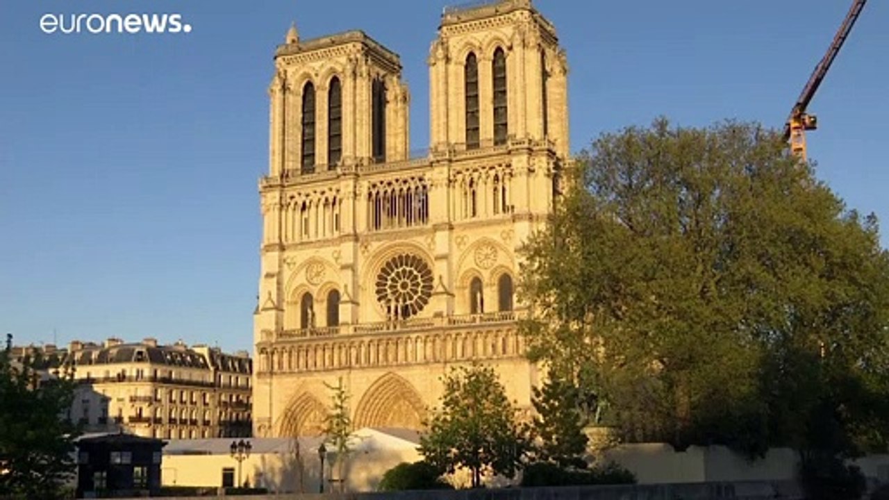 Le bourdon de Notre Dame sonne pour la première fois depuis l'incendie ...