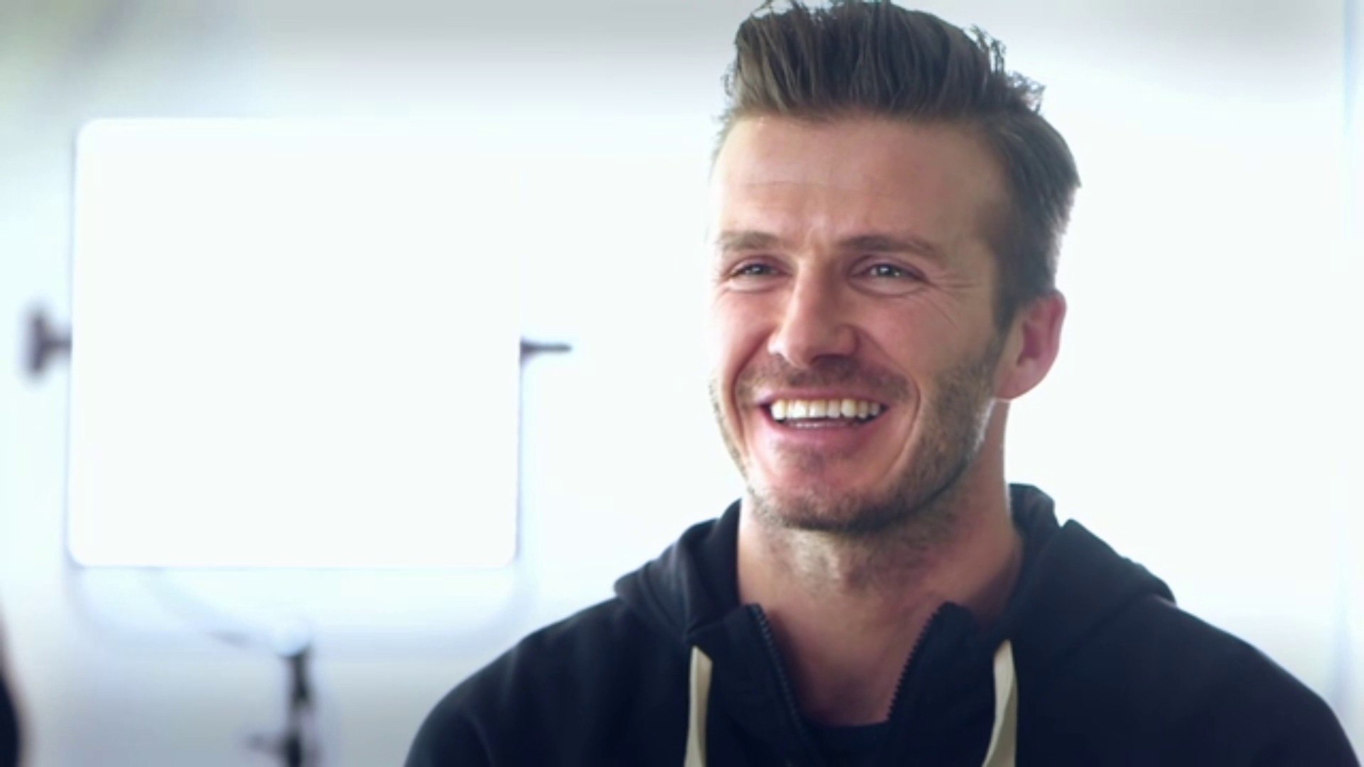 L'interview de David Beckham... par Zinédine Zidane