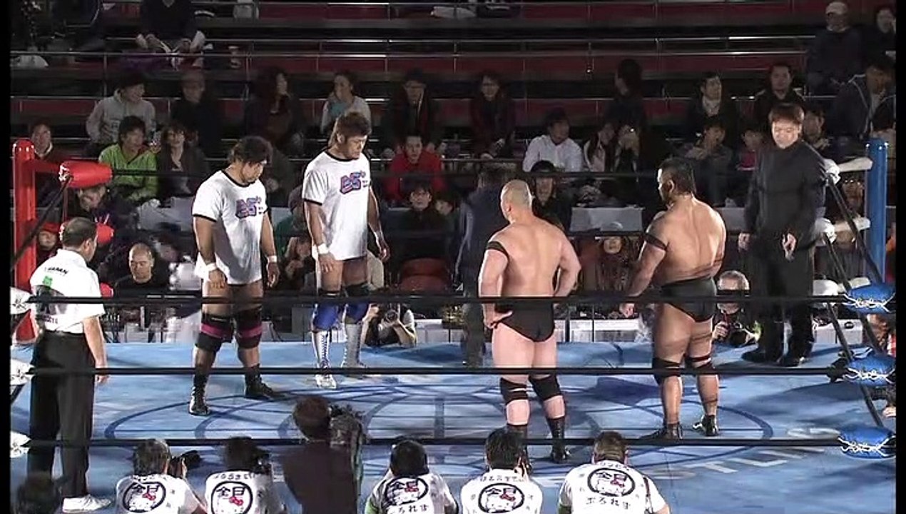 AJPW - 03-21-2011 - es (Manabu Soya & Seiya Sanada) (c) vs Strong BJ ...