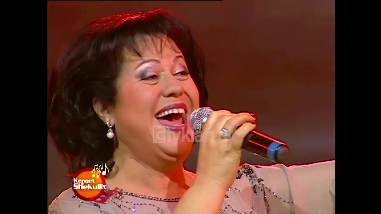Irini Qirjako - Kunadhe leshverdhe (Kenget e Shekullit) - video Dailymotion