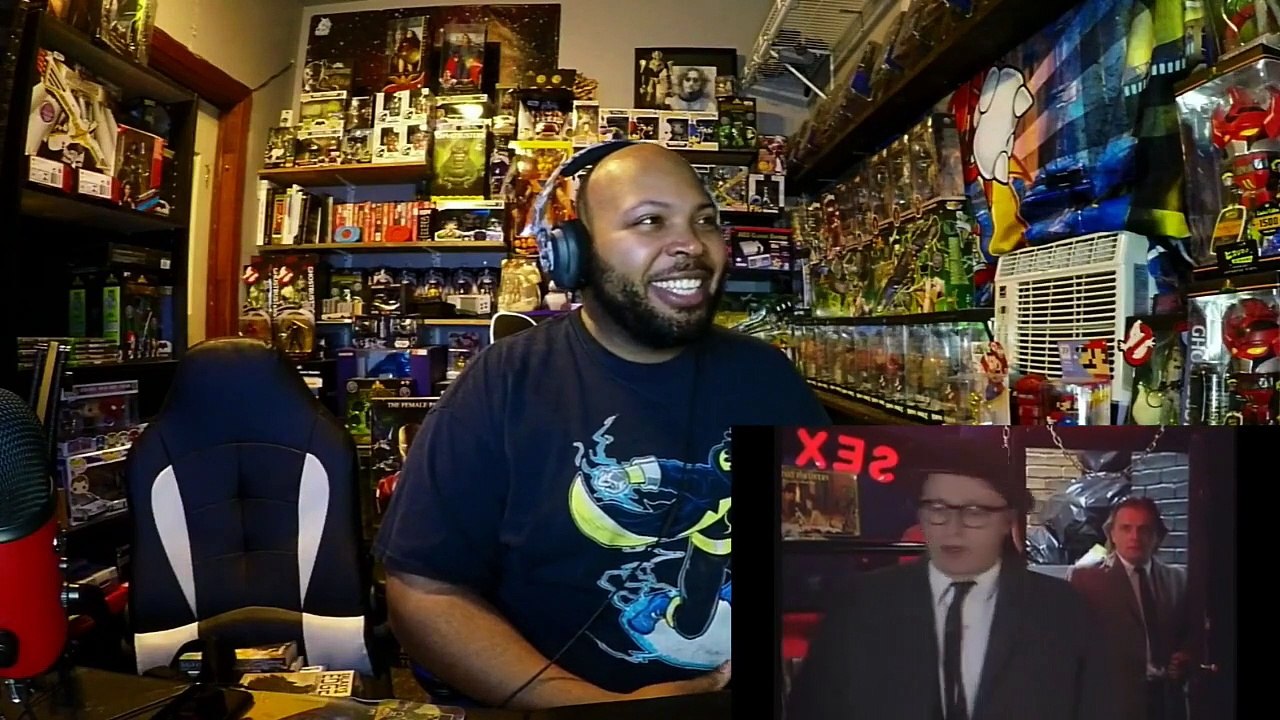 Bottom Season 1 Episode 1 - Smells Reactions - video Dailymotion