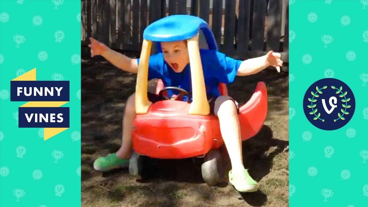 BACKYARD Fail Compilation 2017 _ Funny Vines - video Dailymotion