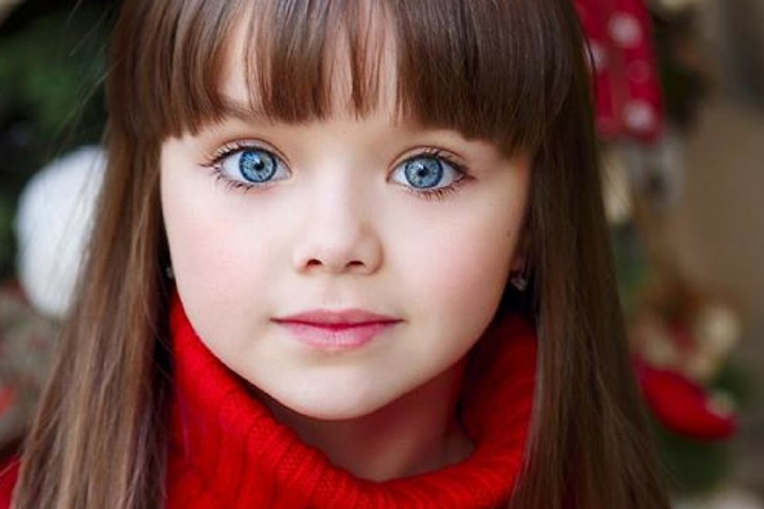 Voici la nouvelle plus belle petite fille du monde - Vidéo Dailymotion