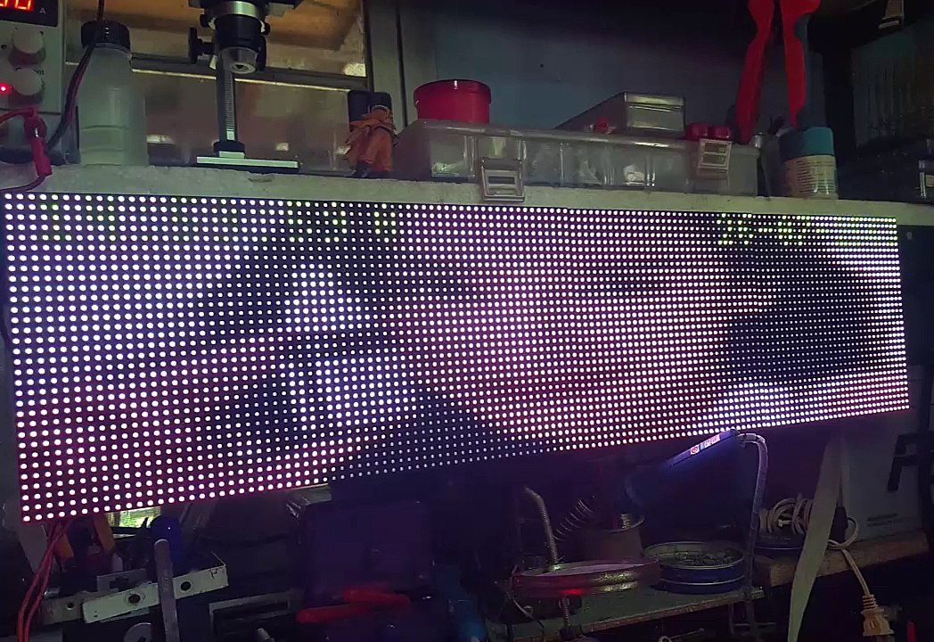 SmartMatrix 128x32 px led P6 RGB ESP32 READ SD-CARD ep3 - video Dailymotion