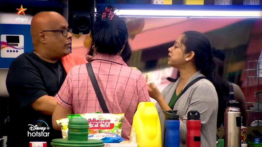 பாலாஜி முருகதாஸிடம் என்ன ஜாதி என்று கேட்டாரா சுரேஷ் சக்கரவர்த்தி ...